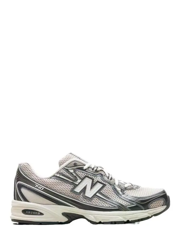 NEW BALANCE 740 Sneakers - Neutrals