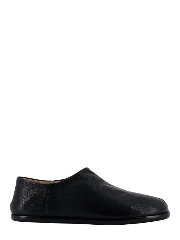 MAISON MARGIELA Tabi Leather Loafers - Black