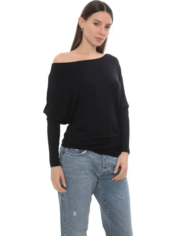 MONLICIA Long Sleeve Off-shoulder Top - Black