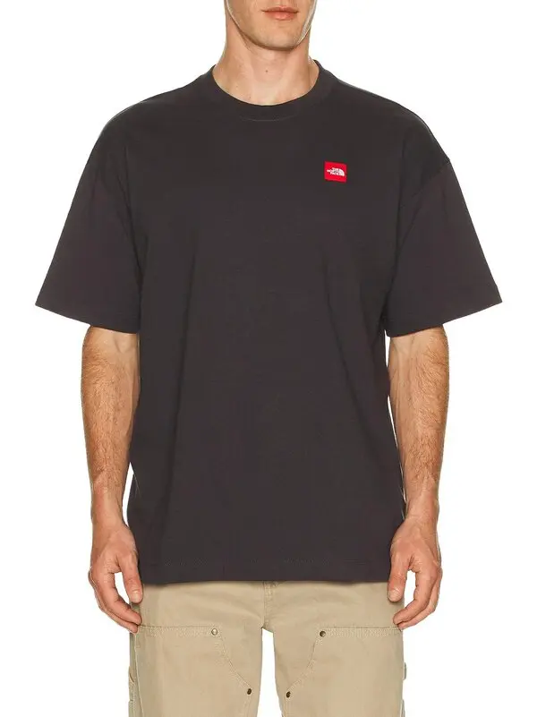 The North Face Red Box Short Sleeve Tee In Black - Obsidian
