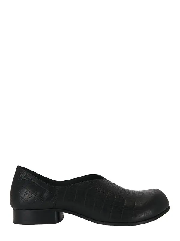 PHILEO 067 Crocodile Clog - Black