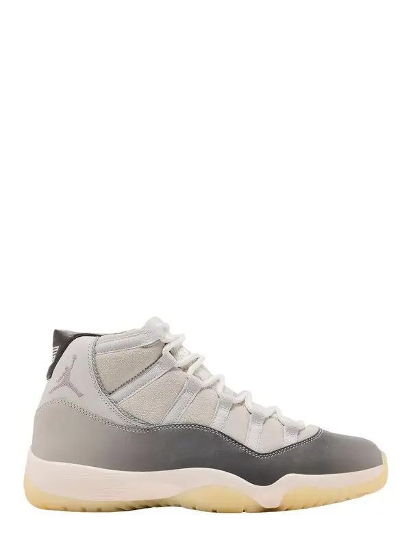 JORDAN Retro - Grey