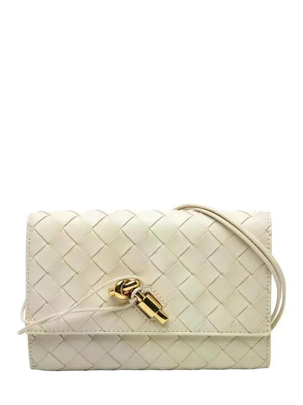 Bottega Veneta Nappa Intrecciato Andiamo Pouch On Strap Crossbody Bag - White