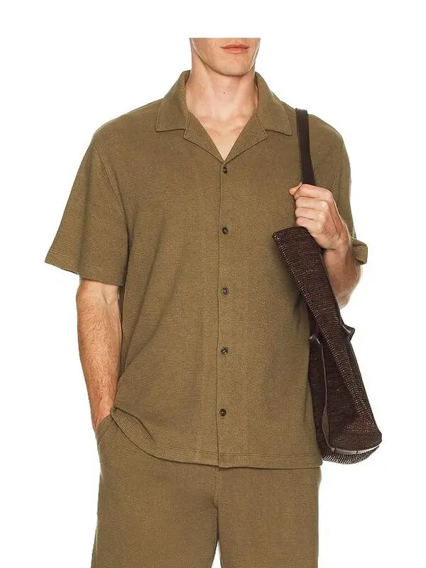 Vince Boucle Cabana Short Sleeve Shirt In . Also - Green