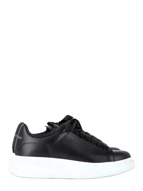 Alexander McQueen Oversized Sneakers - Black