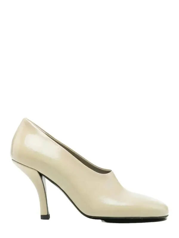 TOTEME Leather Contour Pumps - Neutrals