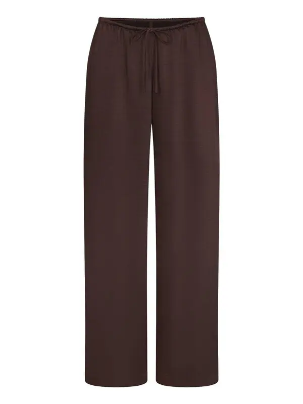 SKIMS Lightweight Satin Straight Leg Pant - Espresso