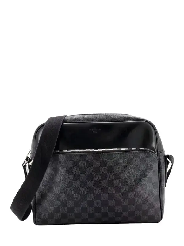 LOUIS VUITTON Dayton Reporter Damier Graphite Mm Crossbody Bag - Black