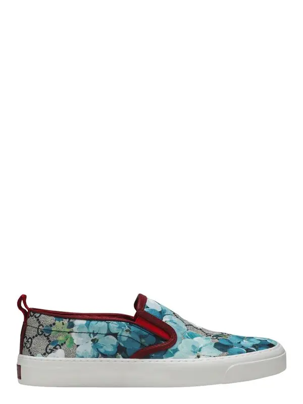 Gucci Gg Supreme Canvas Slip-on With Floral Print - Blue