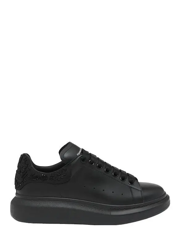 Alexander McQueen Oversized Botanical Detail Sneakers - Black