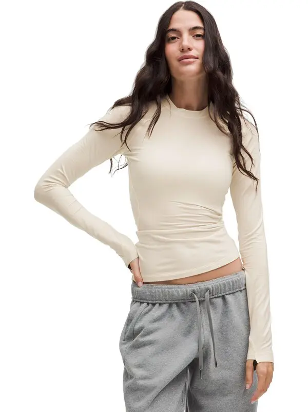 Lululemon Crewneck Base Layer - Light Ivory/black