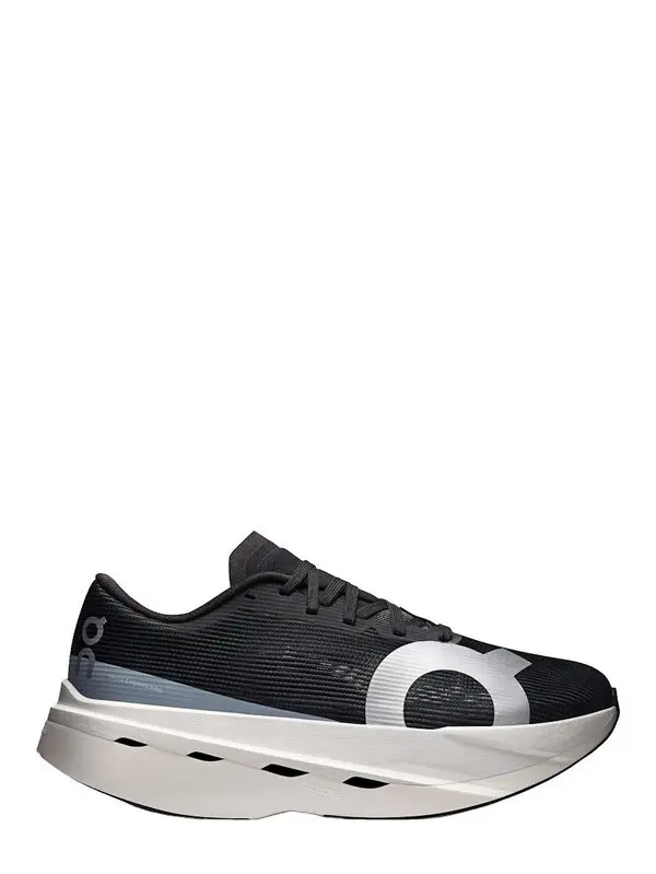 On Cloudboom Volt Sneakers - White/black