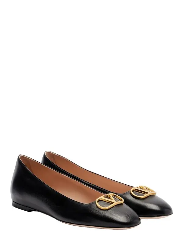 Valentino Garavani Vlogo Leather Ballet Flats - Black