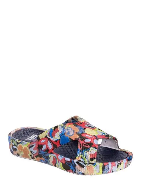 MUK LUKS Spa Day Sandals - Graffiti Floral