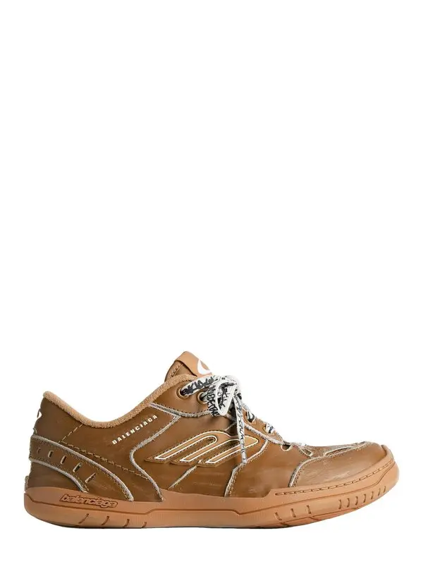 Balenciaga Hamptons Medium Worn-out Sneakers - Brown