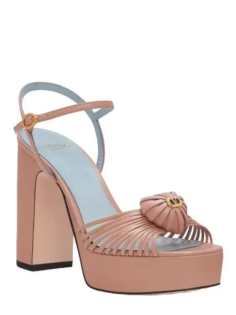 Valentino Garavani Royal Platform Sandal - Light Phard