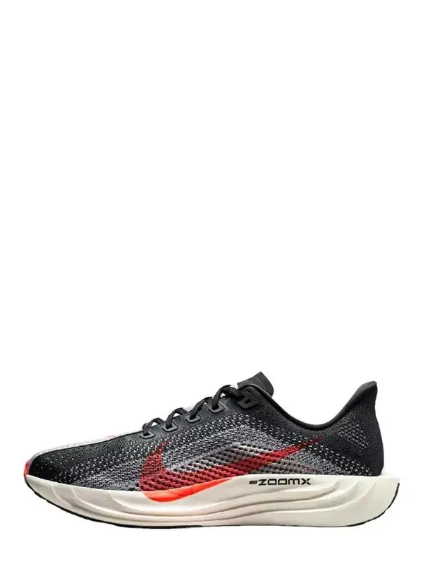Nike Zoomx Pegasus Lace-up Sneakers - Black