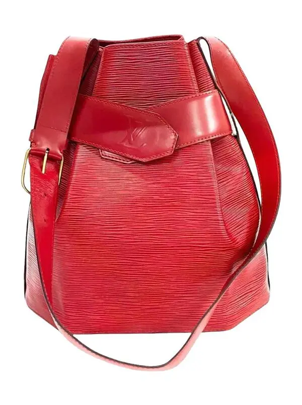 LOUIS VUITTON 1996 Epi Sac D Epaule Pm Bucket Bag - Red