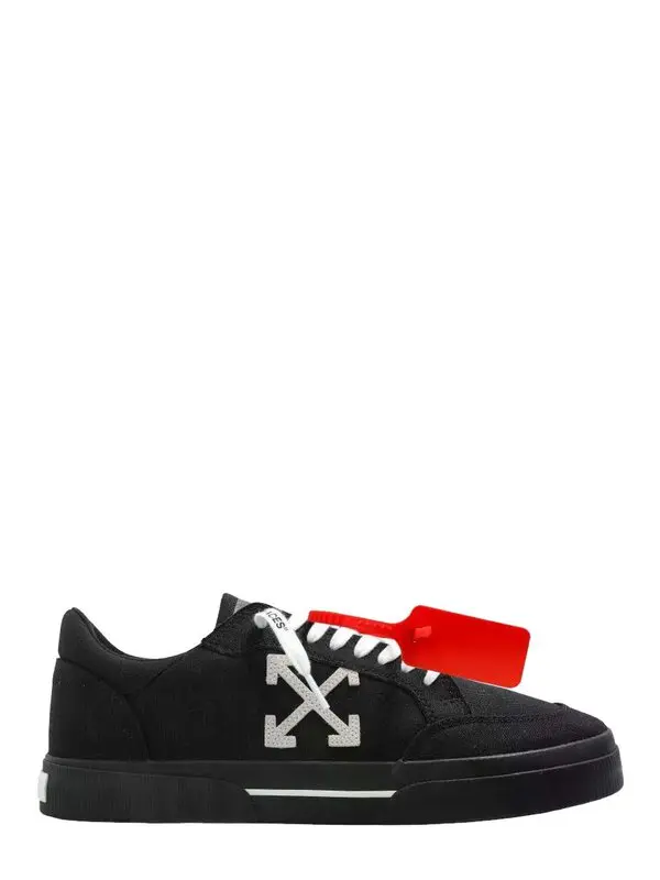 Off-White Vulcanized Low Top Sneakers - Black