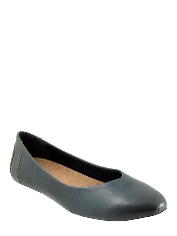 Trotters Iris Leather Flat - Navy