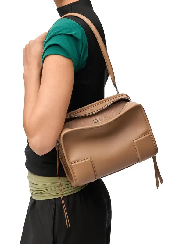 Loewe Amazona 180 Bag - Mocha