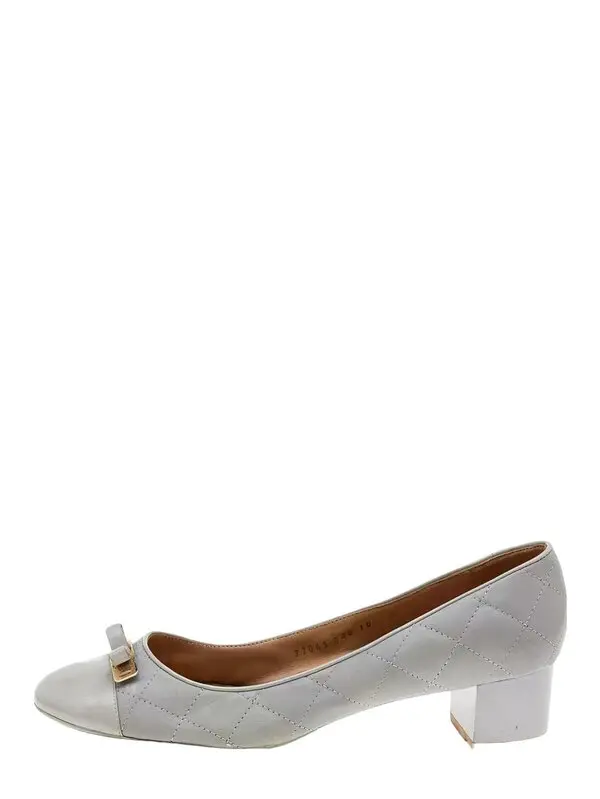 FERRAGAMO 40mm Leather Pumps - Grey