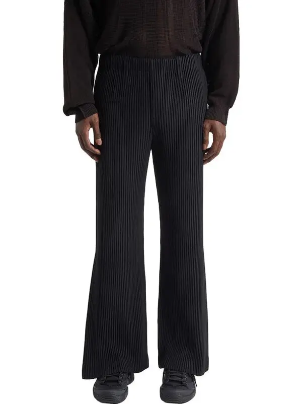 Issey Miyake Tailored Pleats Flare Leg Pants - Black