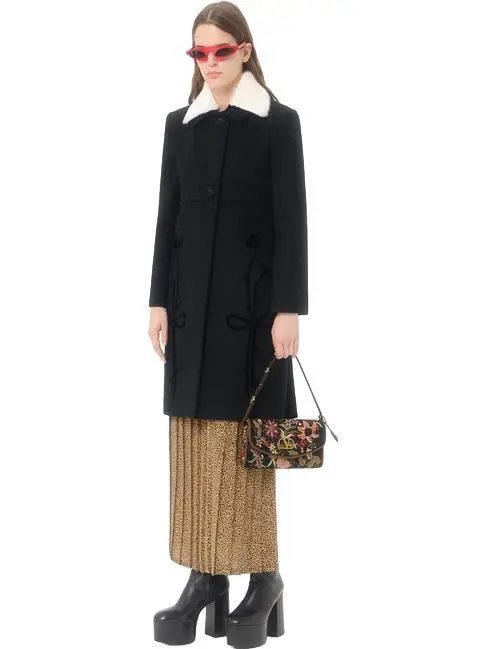 Valentino Garavani Devain Small Shoulder Bag - Black