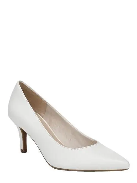 LIFESTRIDE Sevyn Pointed Toe Pump - White