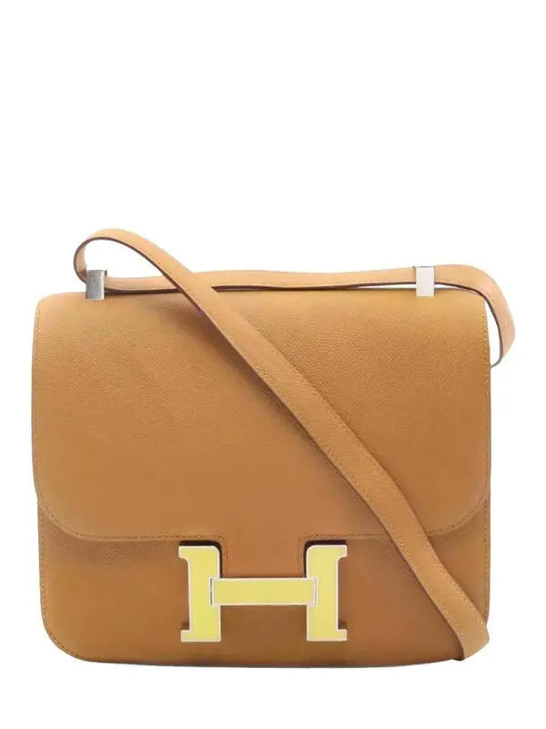 Hermès 2020 Constance Pebble-grain Shoulder Bag - Yellow