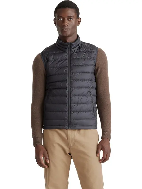 Quince Lightweight Down Packable Puffer Vest - Black