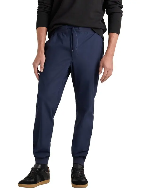 Quince Performance Stretch Technical Dress Pants - Deep Navy