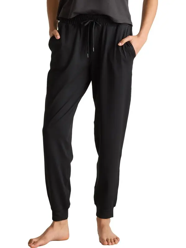 Quince Performance Joggers - Black