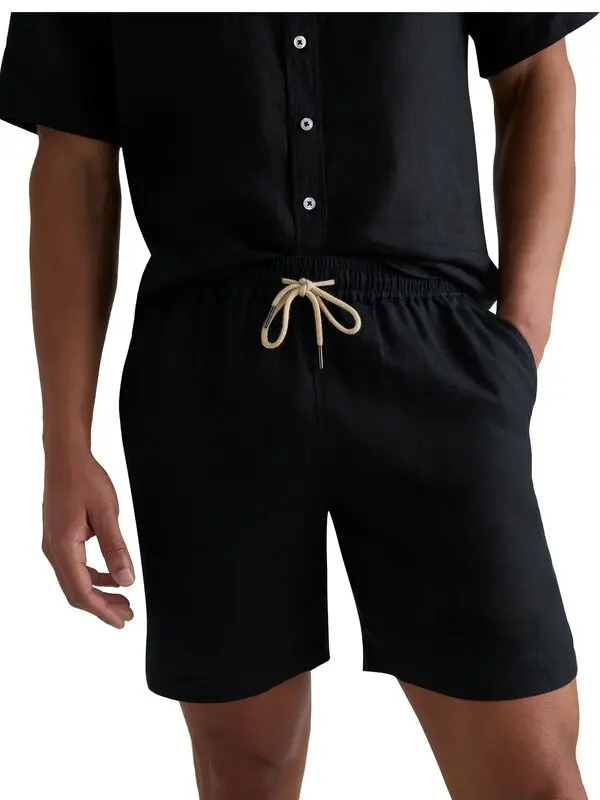Quince 100% European Linen 7" Drawstring Beach Shorts - Black