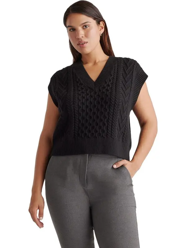 Quince Australian Merino Wool Cable Knit Sweater Vest - Black