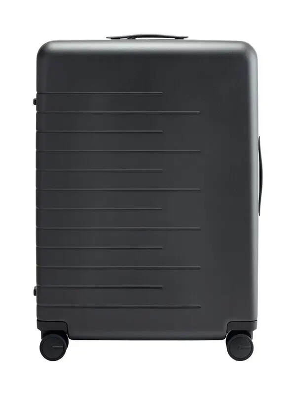 Quince Expandable Large Check-in Suitcase - Black