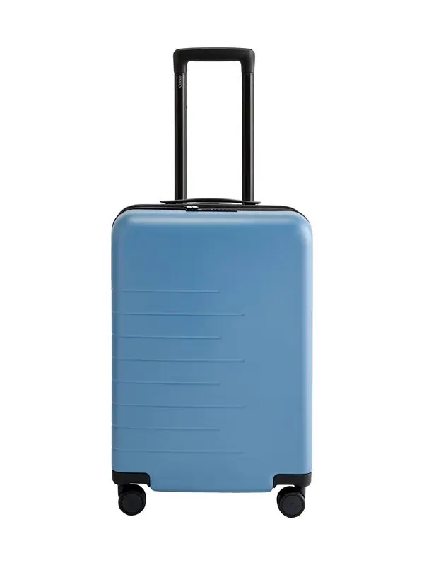 Quince Expandable Carry-on Suitcase - Blue