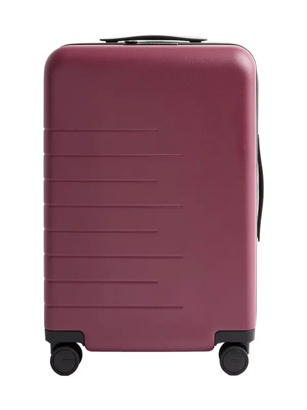 Quince Expandable Carry-on Suitcase - Wine