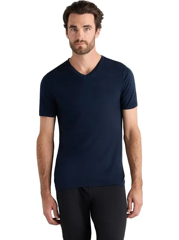 Quince 100% Merino Wool All-season V-neck Base Layer T-shirt - Navy