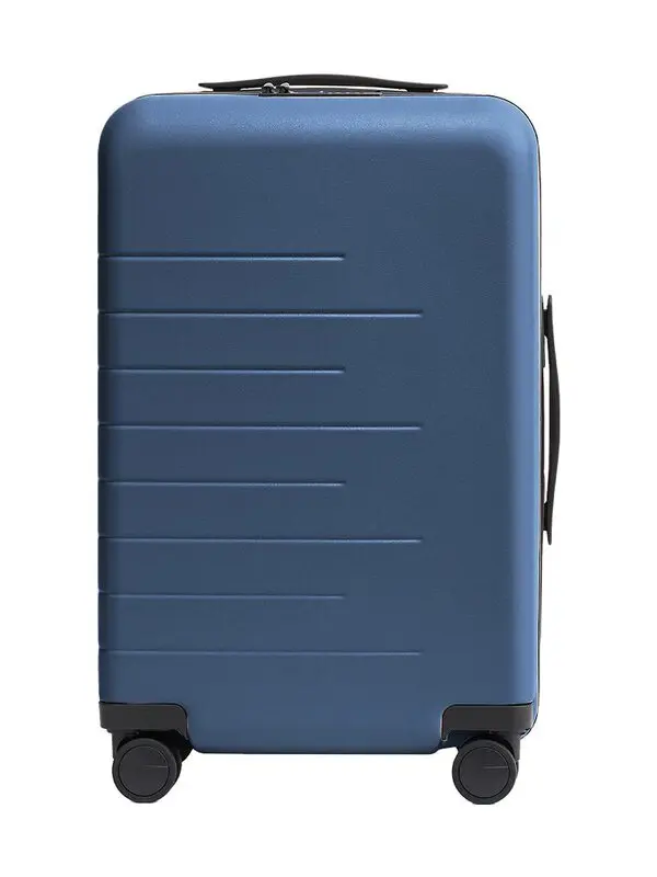 Quince Small Carry-on Suitcase - Navy