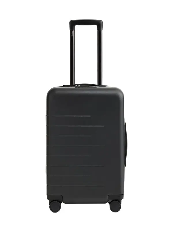 Quince Expandable Small Carry-on Suitcase - Black