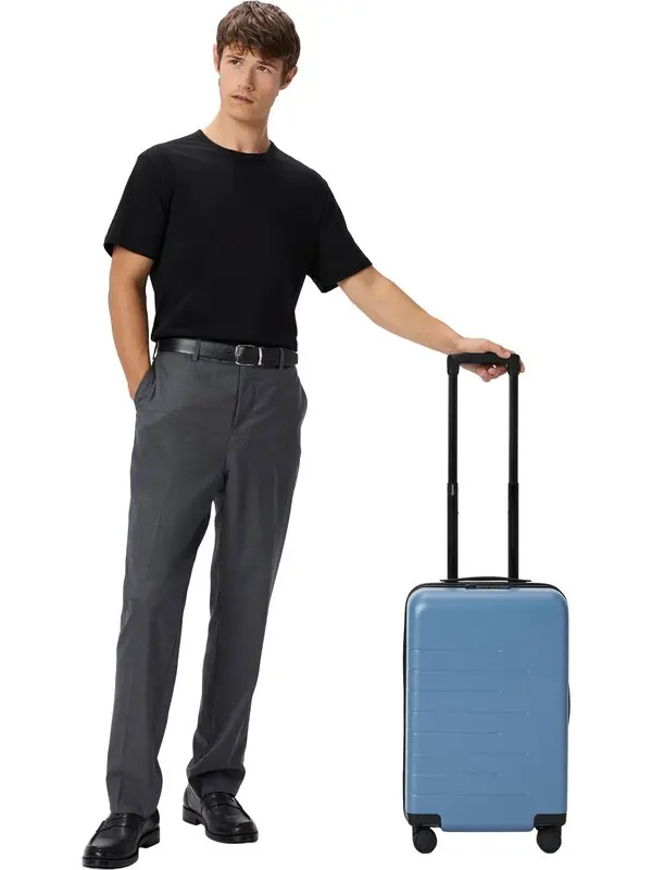 Quince Expandable Small Carry-on Suitcase - Blue