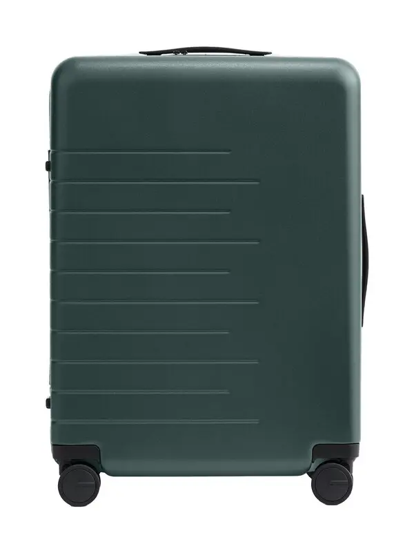 Quince Expandable Medium Check-in Suitcase - Dark Green