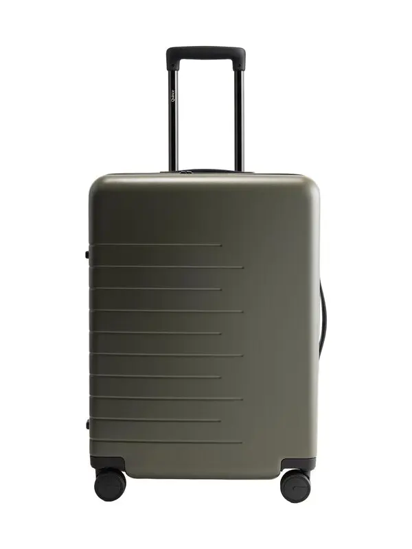 Quince Expandable Medium Check-in Suitcase - Olive
