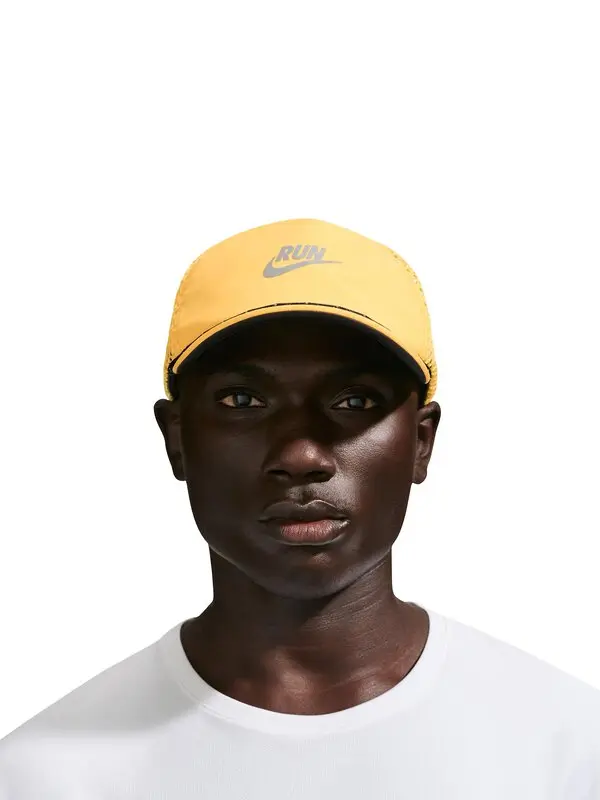 Nike Pro Dri-fit Unstructured Swoosh Run Cap - Yellow