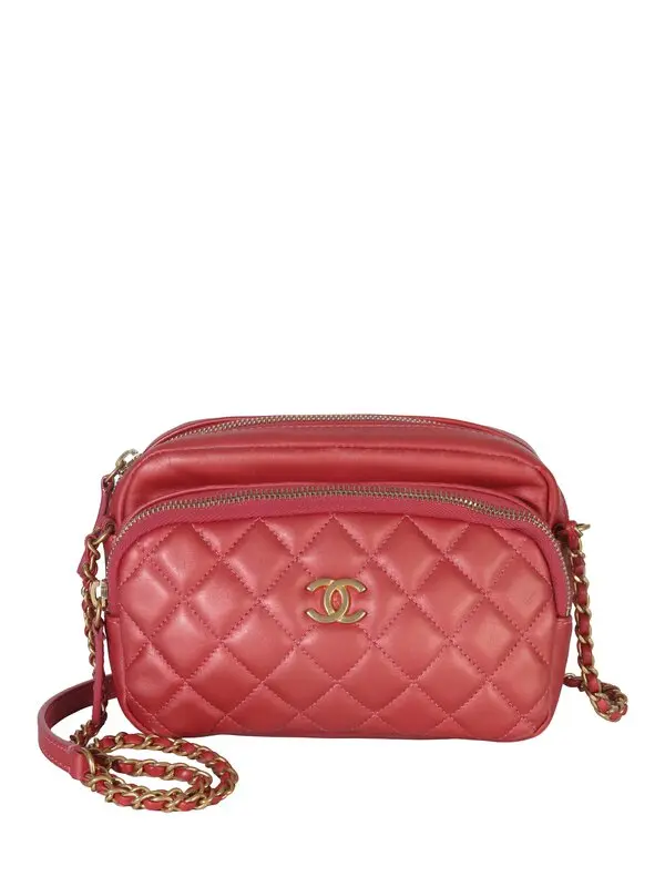 Chanel Iridescent Quilted Lambskin Camera Bag - Pink