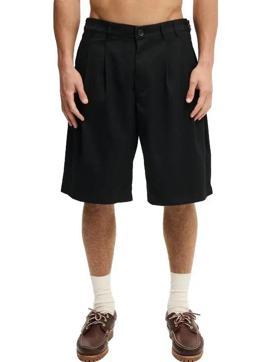 COTTON ON Super Baggy Pleated Short - Black