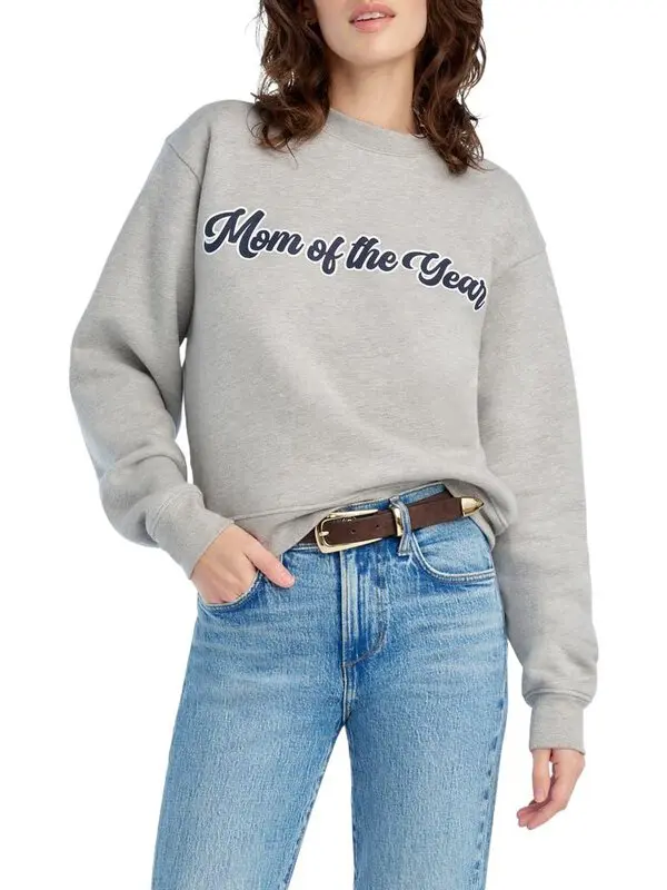 FAVORITE DAUGHTER The Varsity Mom Of The Year French Terry Graphic Sweatshirt - Heather Grey