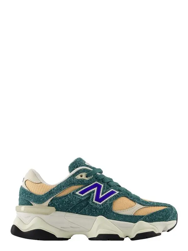 NEW BALANCE 9060 - New Spruce/peach Blossom/team Royal