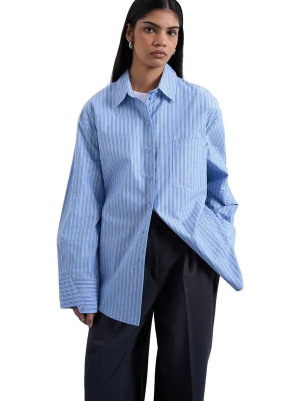 Topshop Darted Cuff Oversize Button-up Shirt - Medium Blue